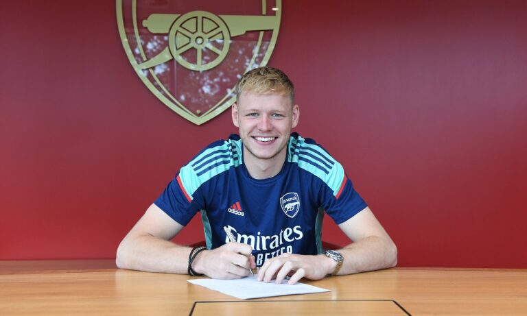 [Photos] First pics of Aaron Ramsdale in training after completing £24m ...