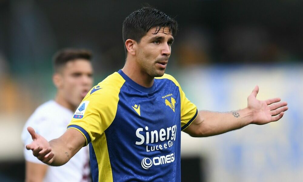 Arsenal enter race to sign Giovanni Simeone