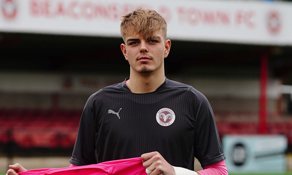 Man Utd sign 20yo goalkeeper Kie Plumley on free transfer