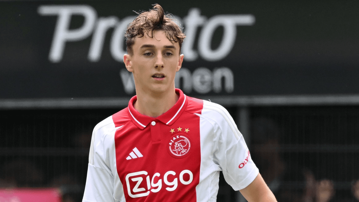 Liverpool showing ‘strongest’ interest in signing Ajax centre-back ...